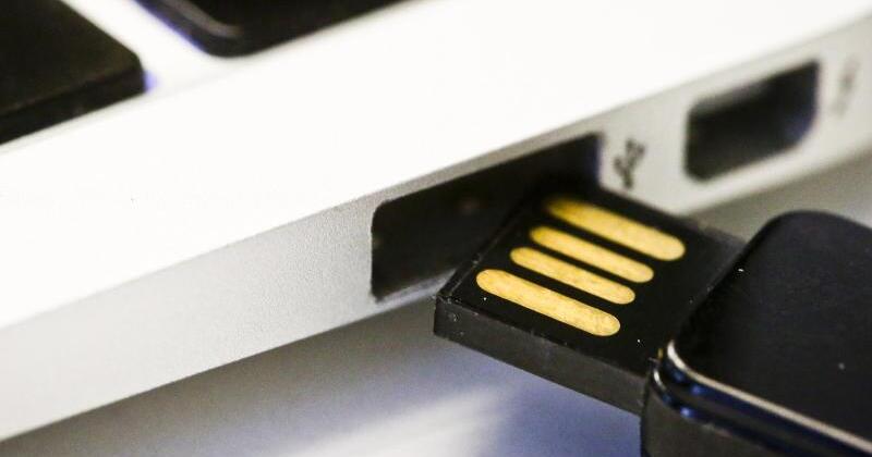 Etcher macht USB-Sticks und SD-Karten bootfähig | GMX.AT