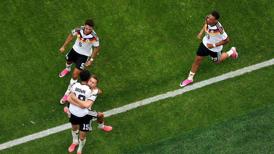 DFB-Team siegt: Souveräne Dominanz gegen die bösen Geister | GMX.AT