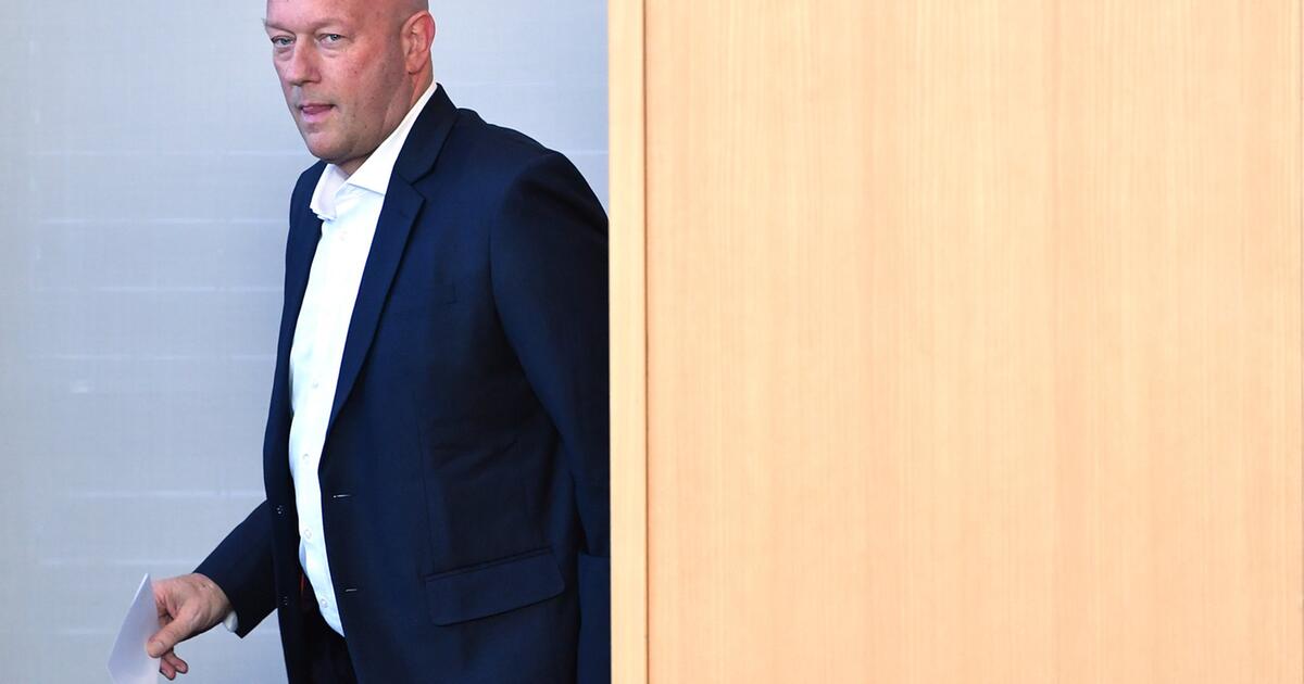 Thomas Kemmerich: Ein Liberaler Unternehmer übernimmt Thüringer ...