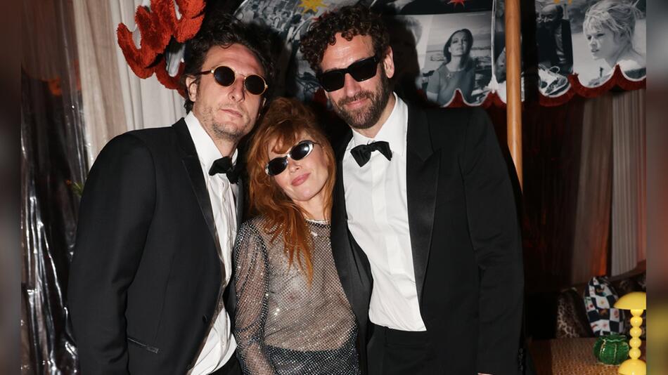 Gewagter Auftritt: Natasha Lyonne mit durchsichtigem Dress in Cannes ...