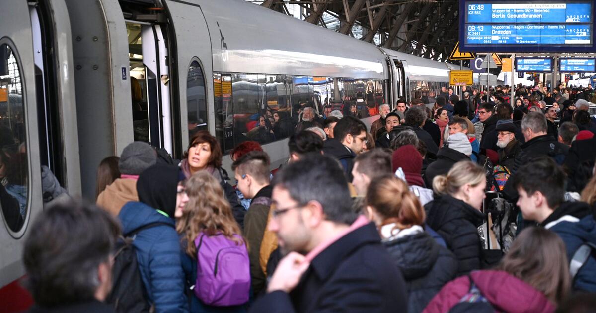 Bahn-Streik am Montag im Live-Ticker: Züge fallen bundesweit aus | GMX.AT