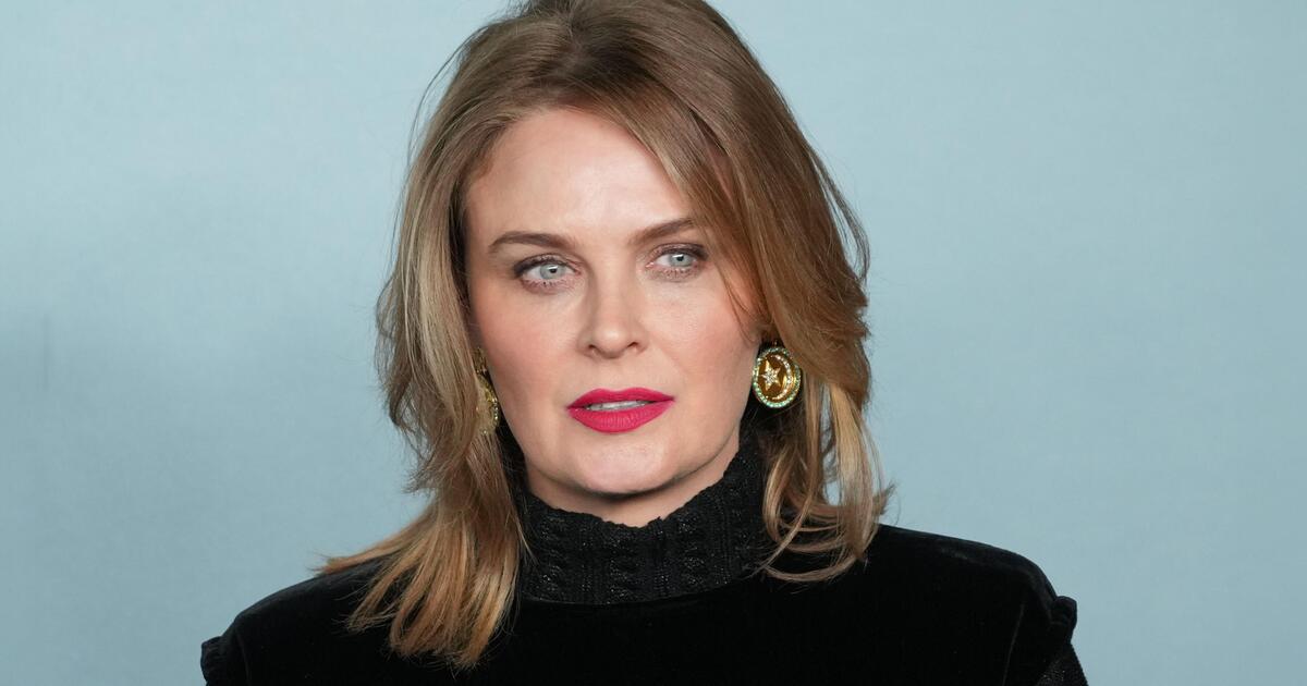 Gabriely desnuda i went to see Samiya on her initial day,