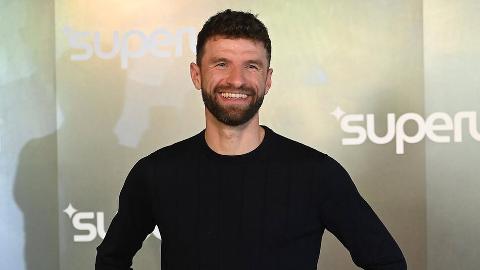 Nach der Trennung: Thomas Müller besucht Event in München | GMX.AT