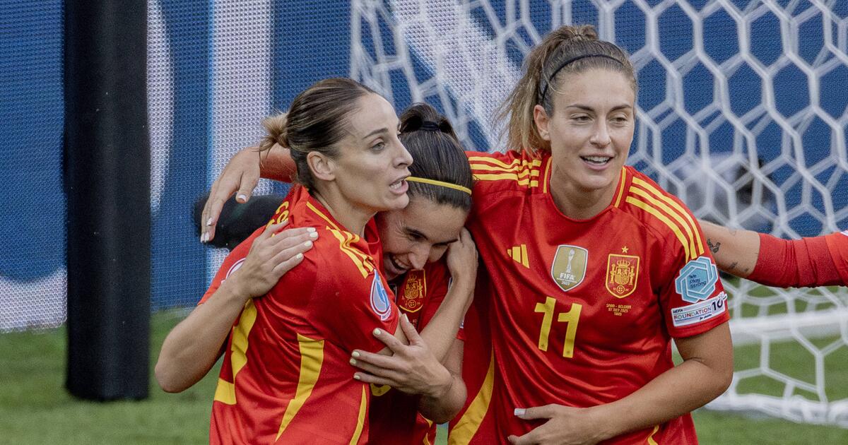 Camilla araujo naked body she exudes an irresistible smile