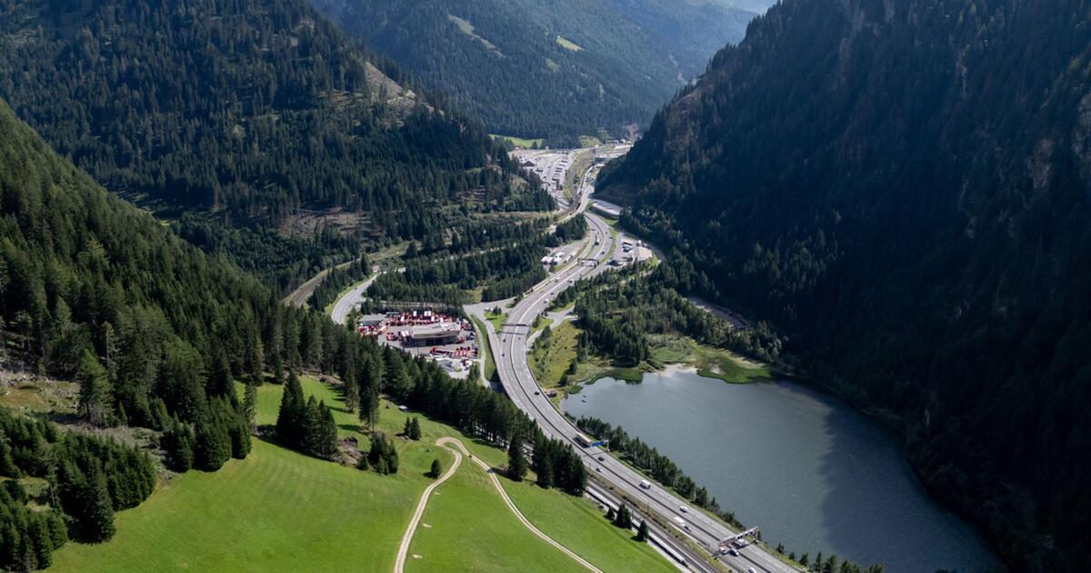 Verkehrschaos am Brenner bleibt bislang aus | GMX.AT