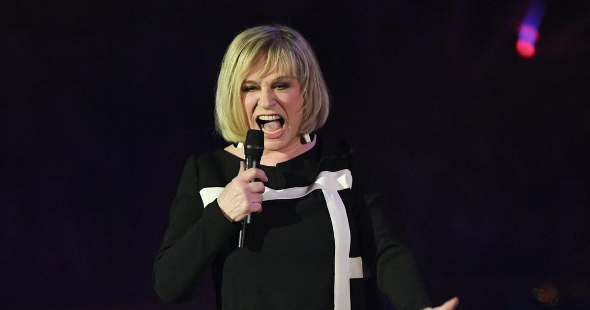 Schlagerstar Mary Roos lebt Trauer lautstark aus | GMX.AT